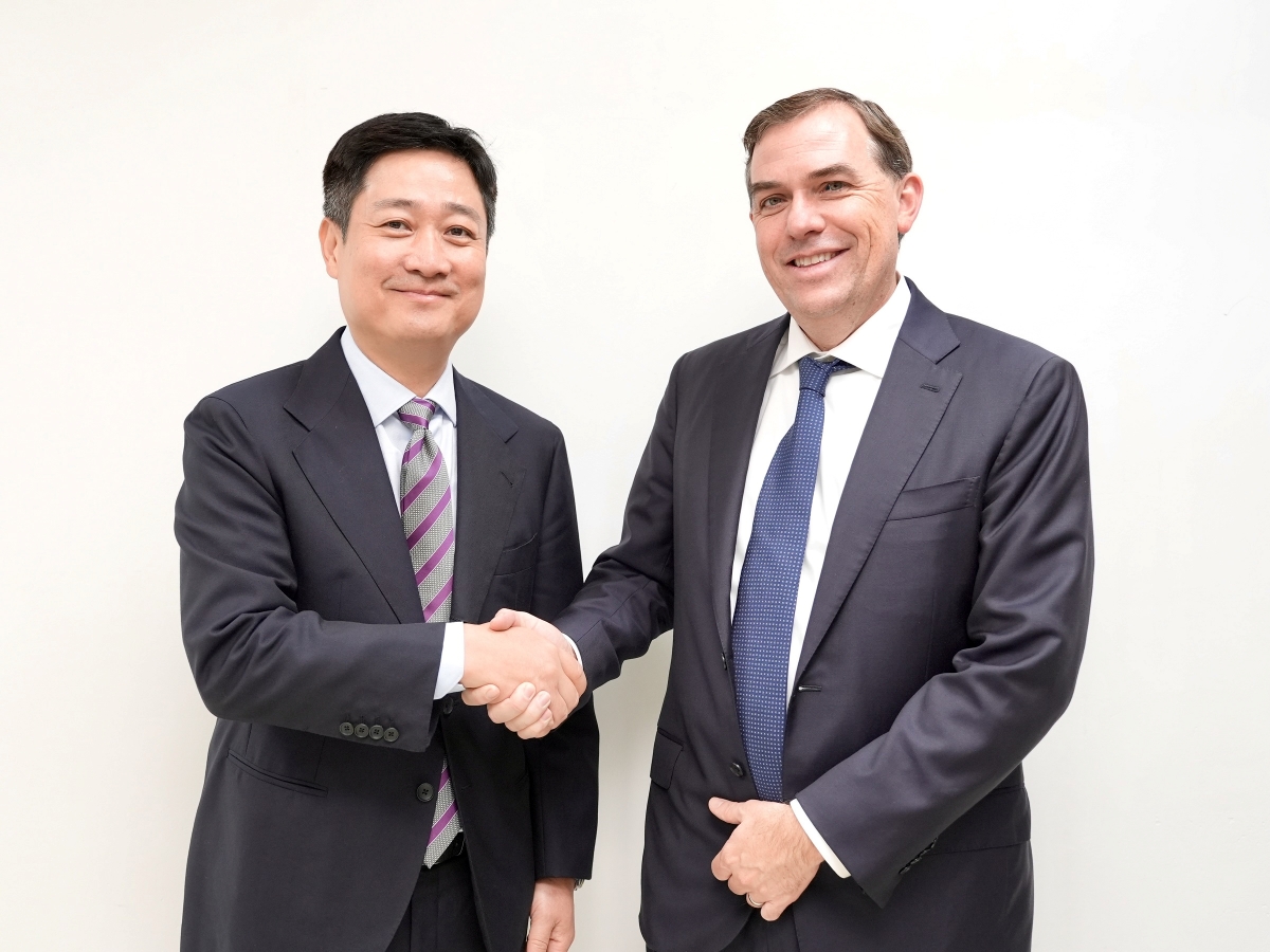 홍범식 LG유플러스 대표, AWS CEO와 경주 APEC서 회동